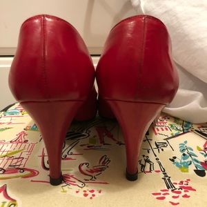 Yves Saint Laurent | Shoes | Yves Saint Laurent Red Pumps | Poshmark